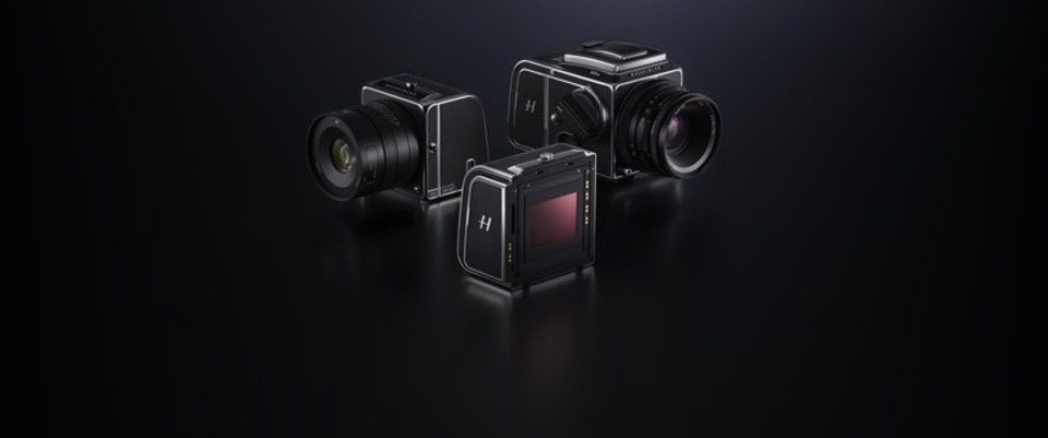 Hasselblad 907X 100C Review: Compact Power, No Video