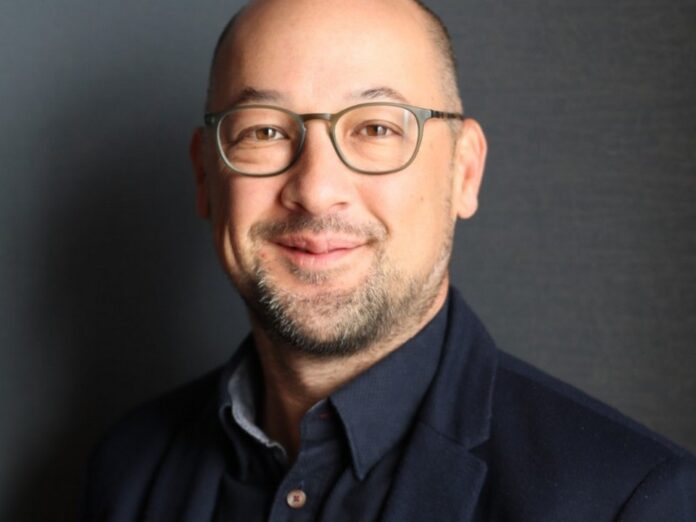 November 11 – the birthday of David Cheng, Cuez